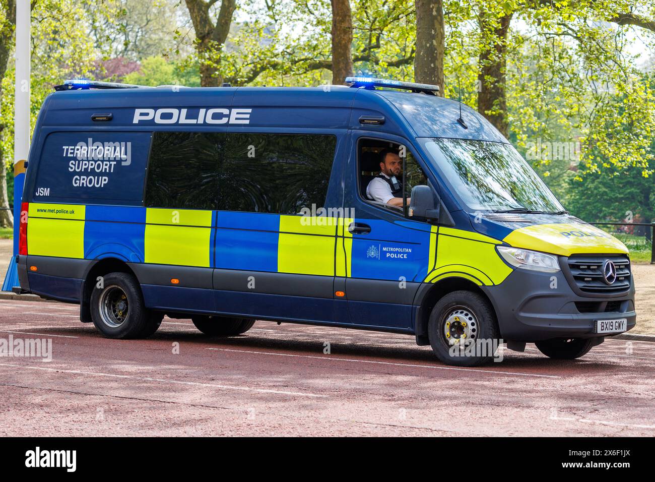 Territorial Support Group Police Vehicle, London, Wednesday, May 01 ...