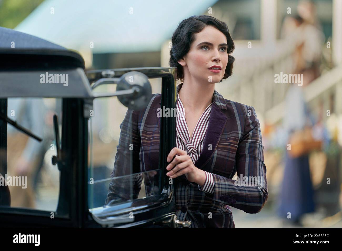 WHEN CALLS THE HEART, Cecilia Deacon, 'Along Came a Spider', (Season 11 ...