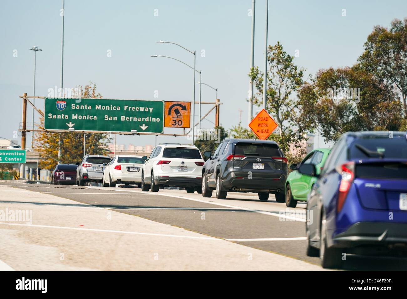 Billboards los angeles freeway hi-res stock photography and images - Alamy
