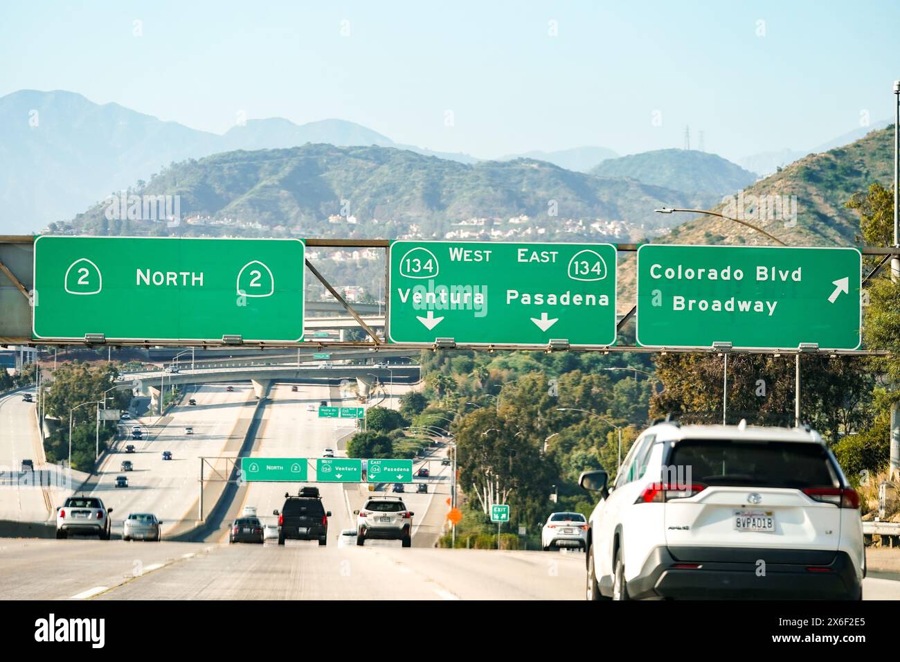 Billboards los angeles freeway hi-res stock photography and images - Alamy