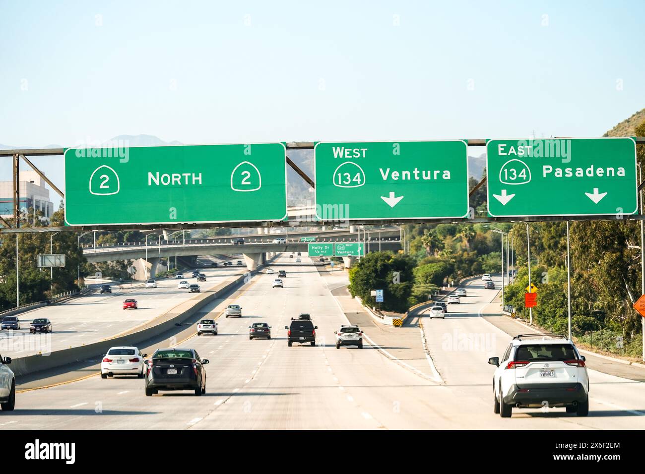 Billboards los angeles freeway hi-res stock photography and images - Alamy