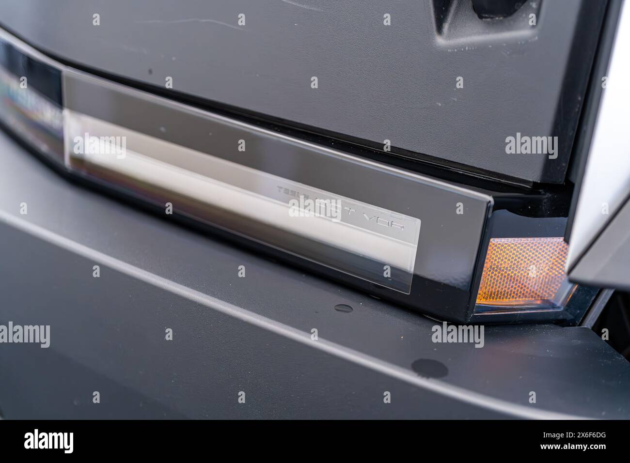 Close-up of Tesla Cybertruck Innovative Front Light Bar Stock Photo - Alamy