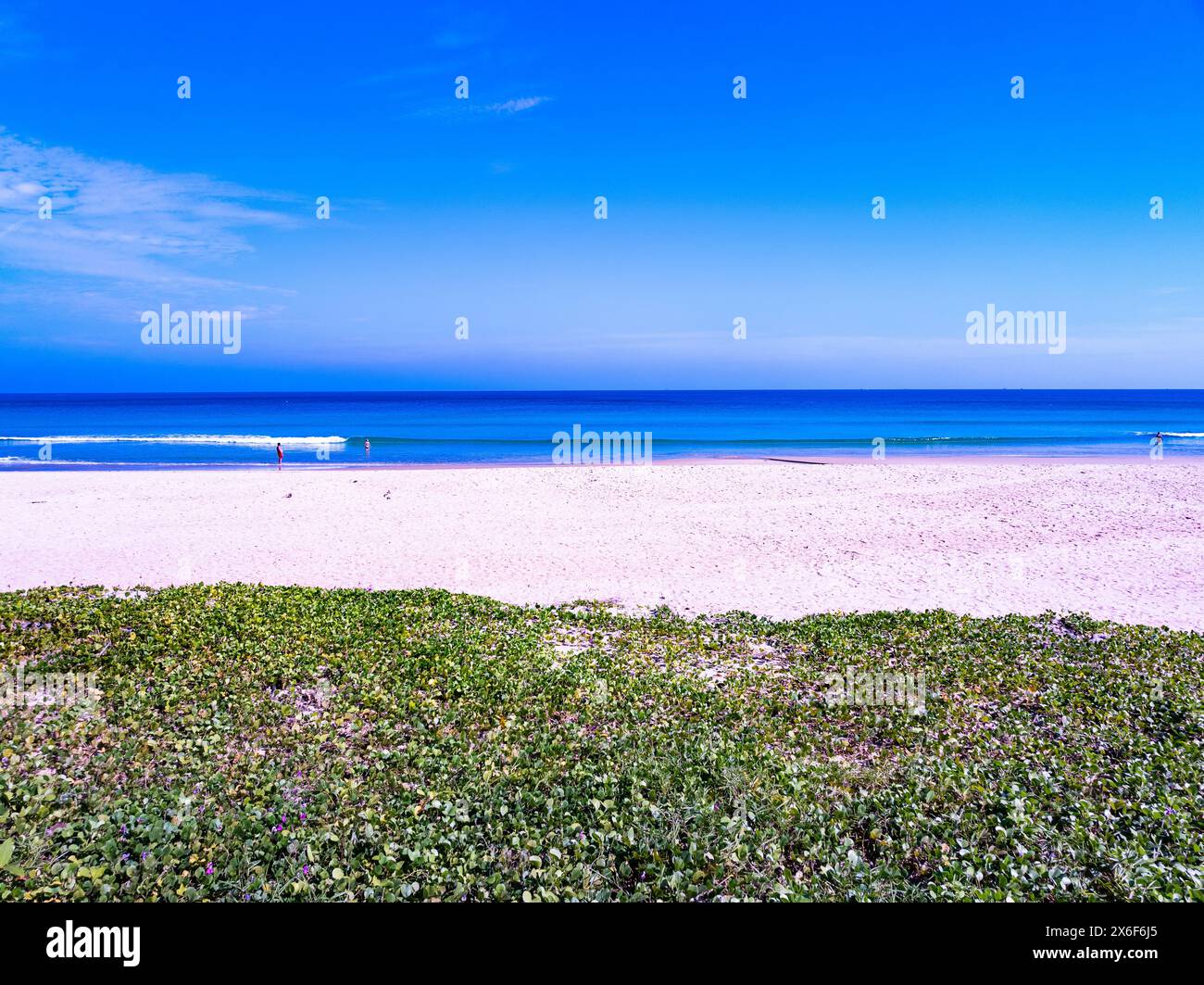 Amazing sea beach with ocean wave foams.Beautiful nature beach sand sea ...