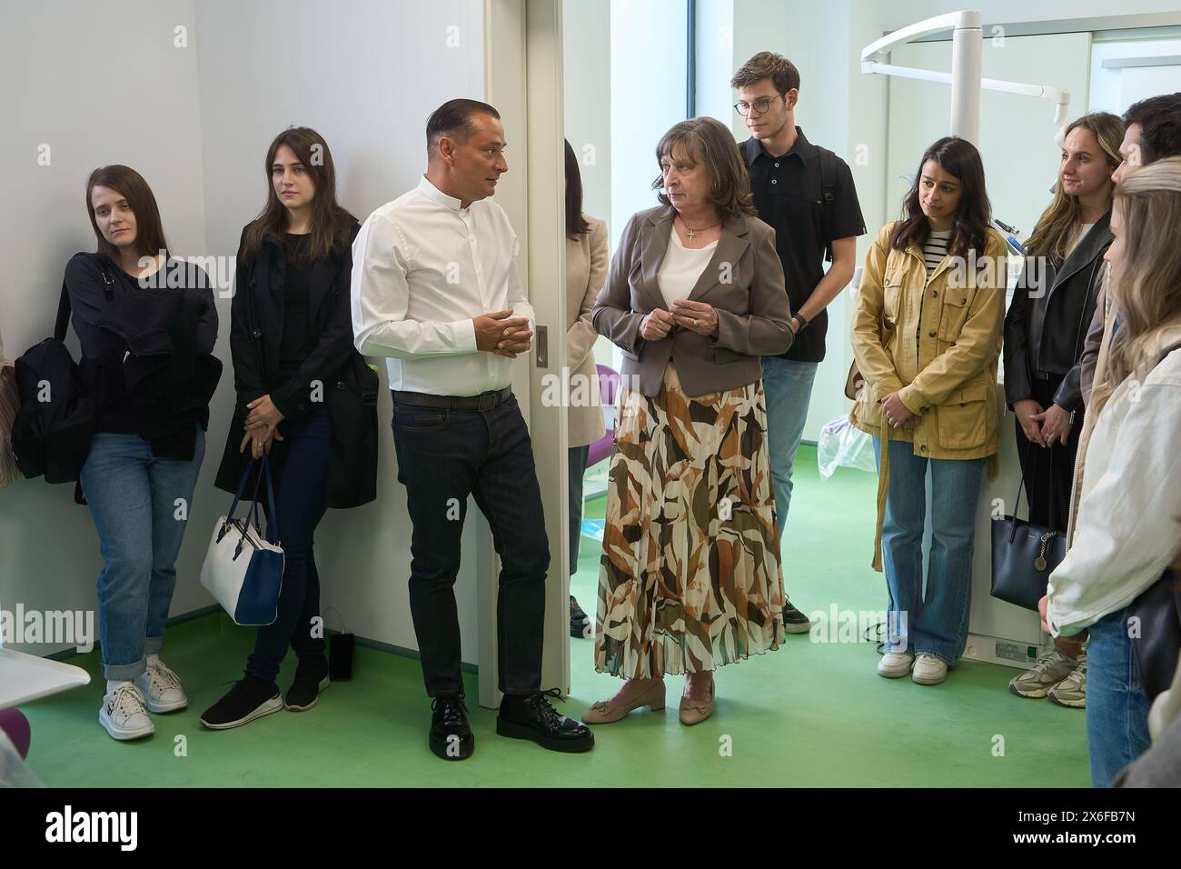 Restorative medicine hi-res stock photography and images - Alamy