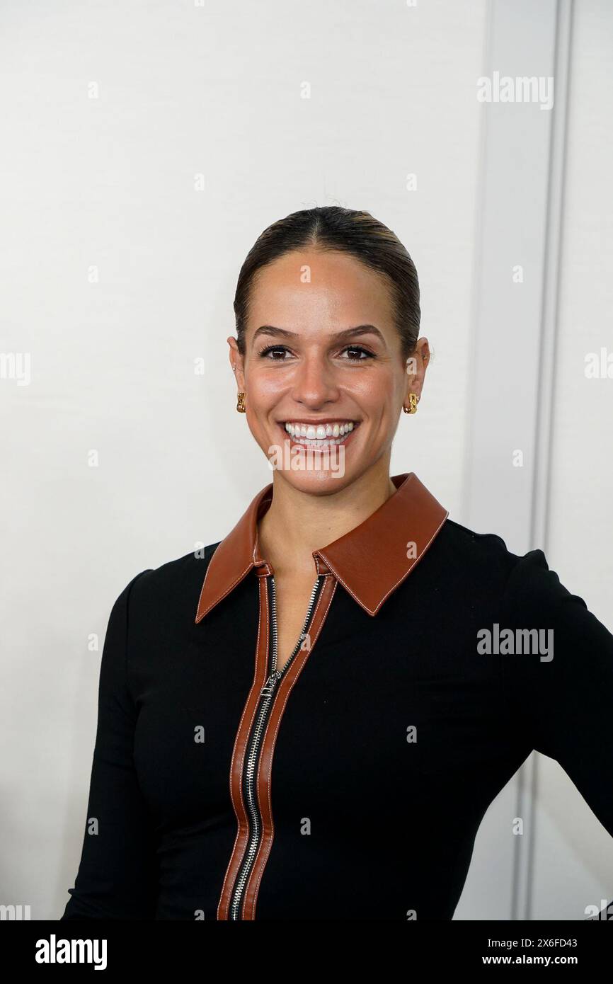 Jess sims 2024 upfront hi-res stock photography and images - Alamy