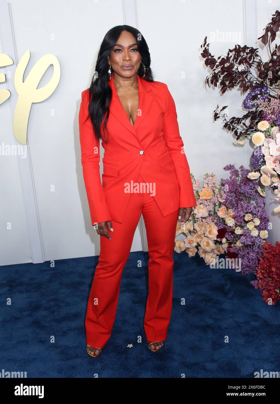 Angela bassett 2024 upfront hi-res stock photography and images - Alamy