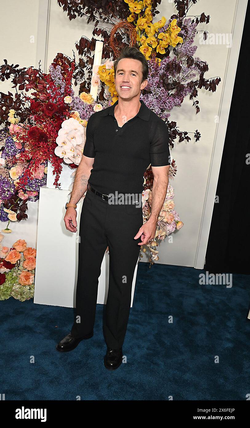 Rob mcelhenney 2024 upfront hi-res stock photography and images - Alamy