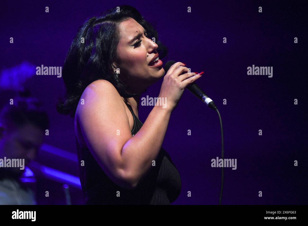 British singer Raye, performing live in Buenos Aires Stock Photo - Alamy