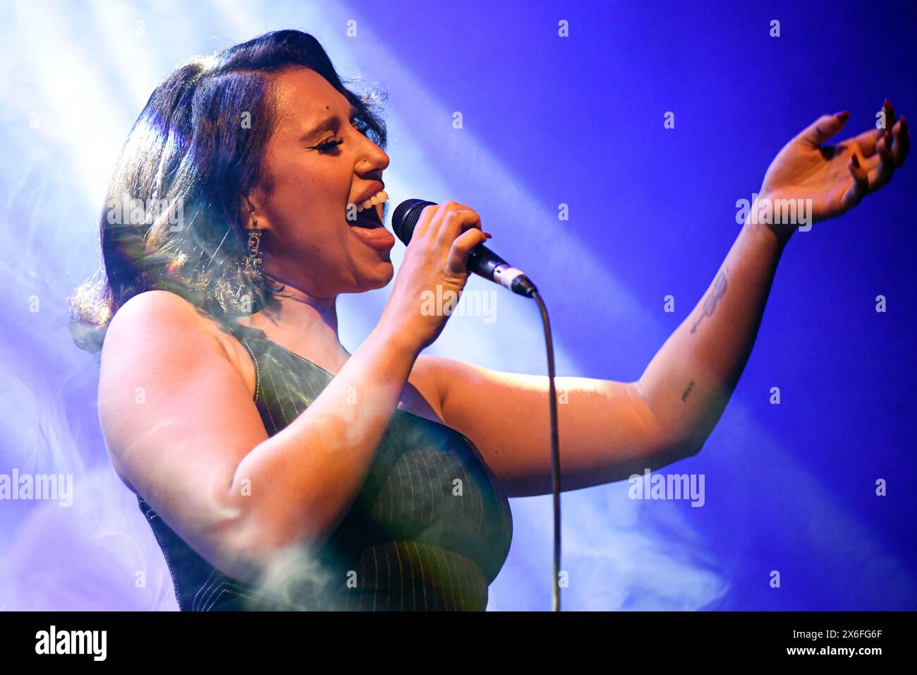 Raye singer hi-res stock photography and images - Alamy