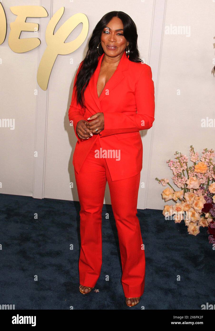 Angela bassett 2024 upfront hi-res stock photography and images - Alamy
