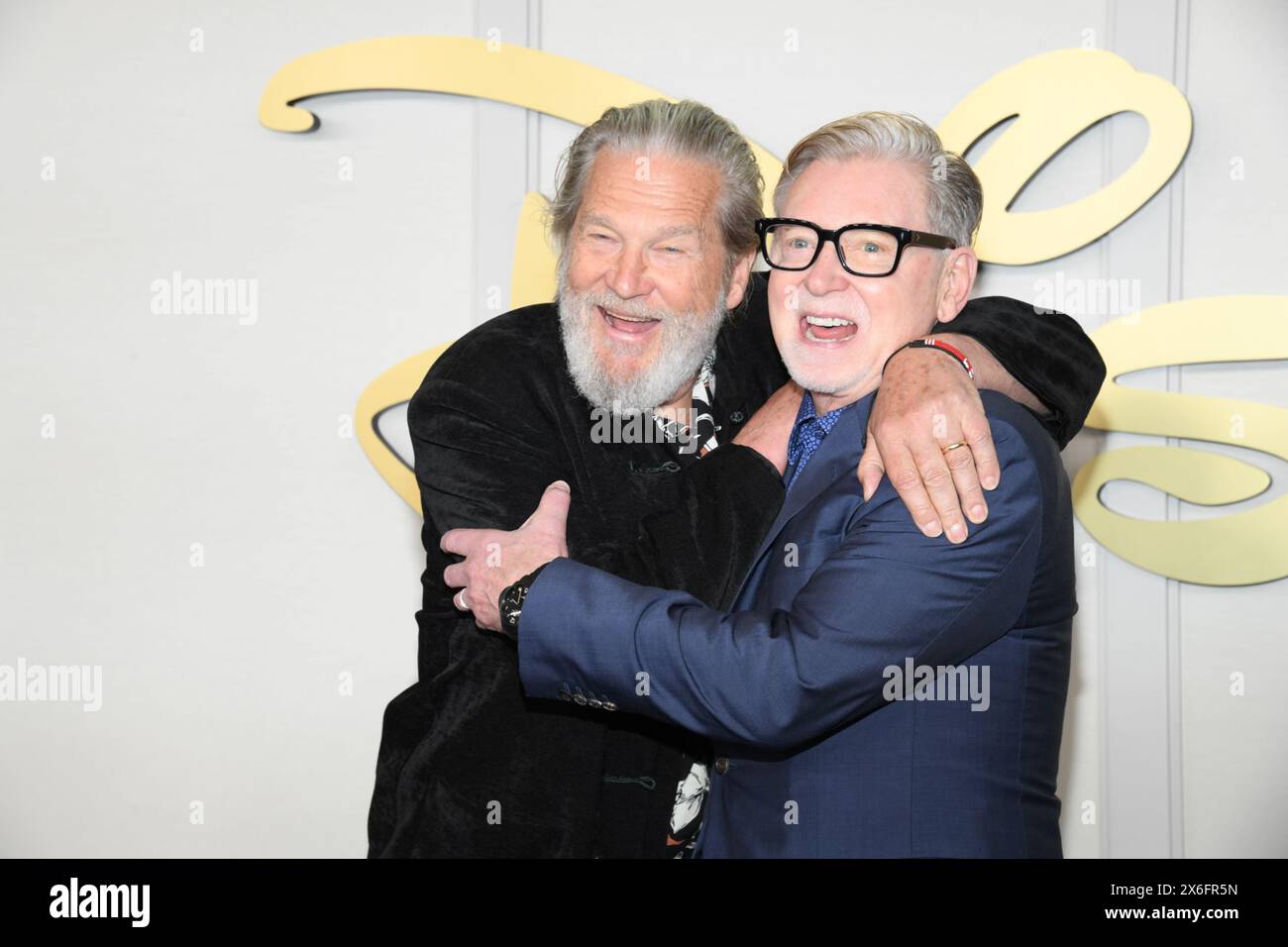 Warren littlefield 2024 upfront hi-res stock photography and images - Alamy