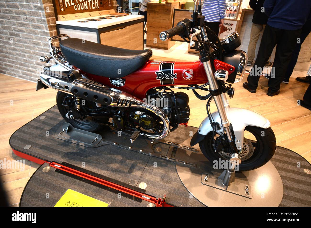 Honda factory Tokyo bikes bike motorbike brand new in the showroom ...