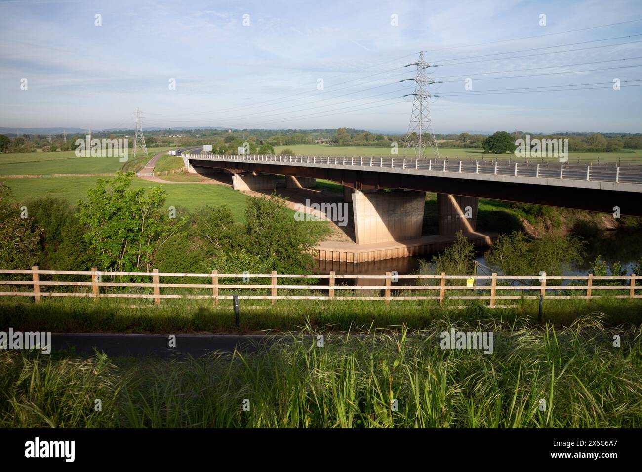 Carrington Bridge and River Severn from Ketch Viewpoint, Worcester, UK ...