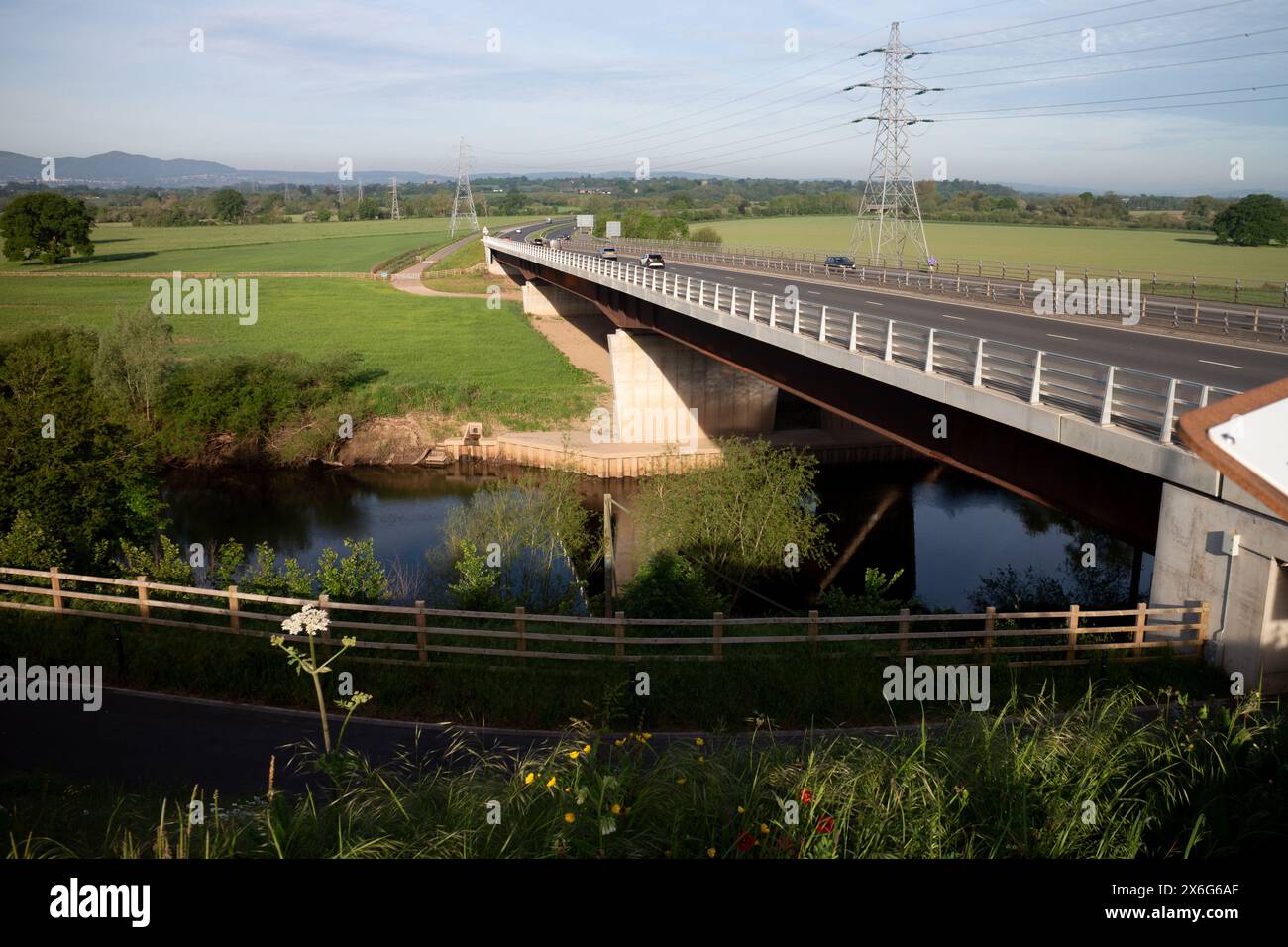Carrington Bridge and River Severn from Ketch Viewpoint, Worcester, UK ...