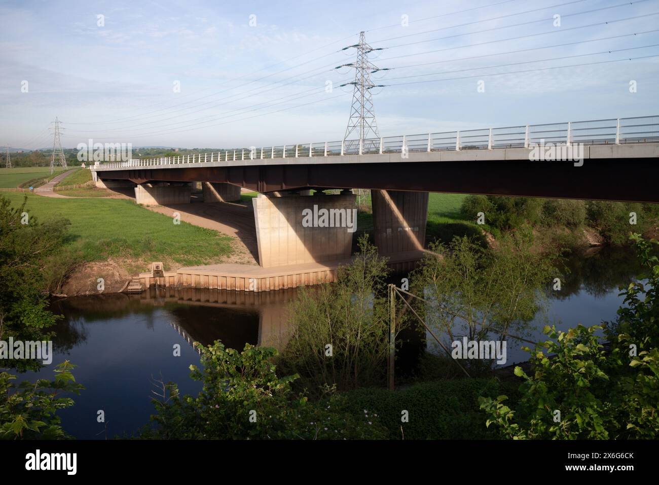 View severn bridge river hi-res stock photography and images - Alamy
