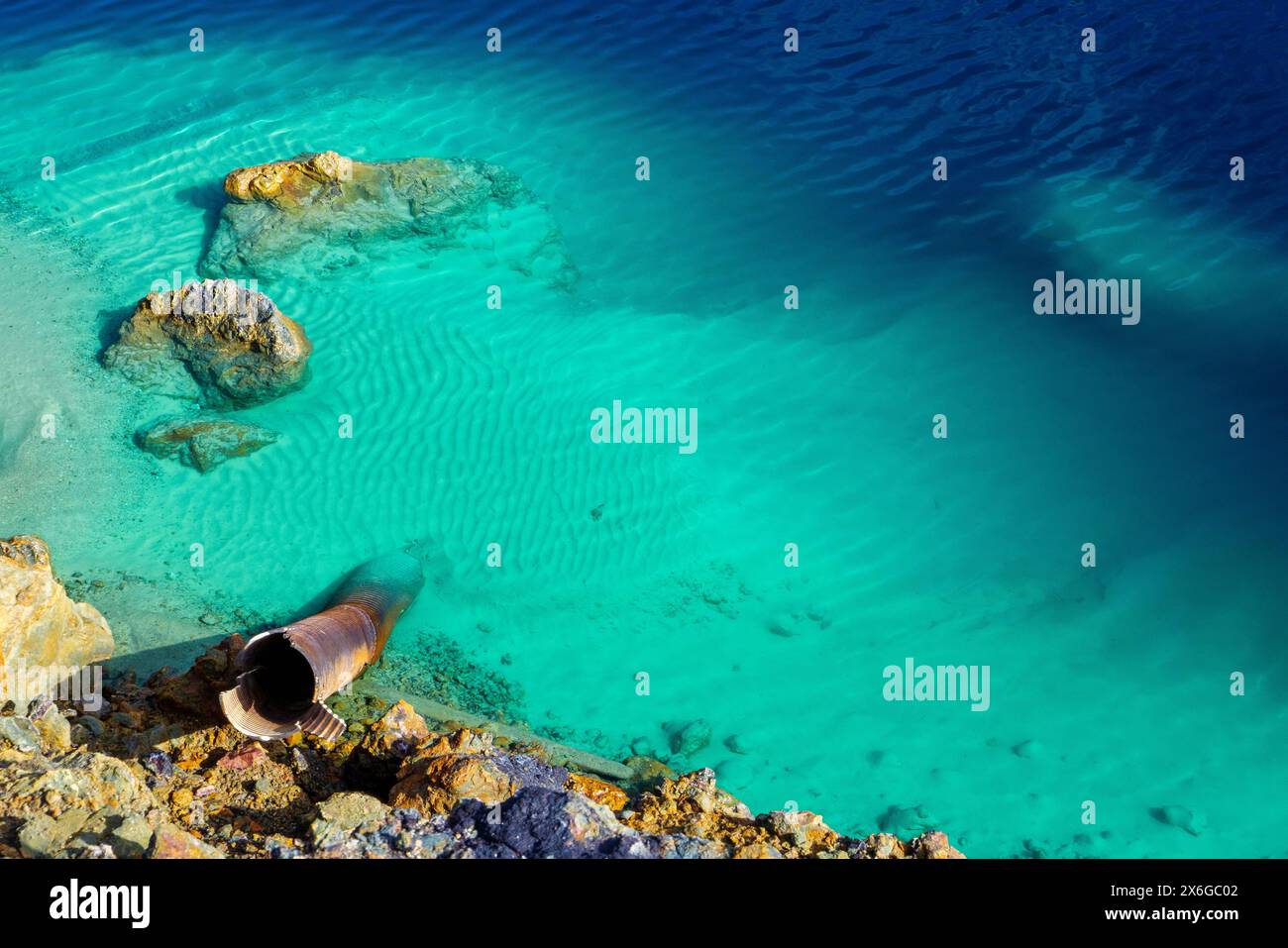 Copper mine lake Stock Photo - Alamy