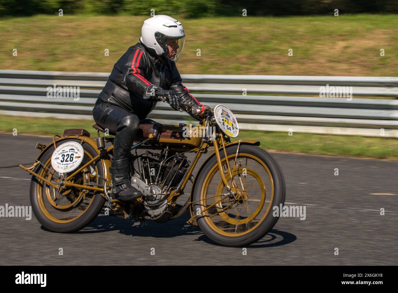 The Vintage Revival Montlhery is a not-to-be-missed event for ...