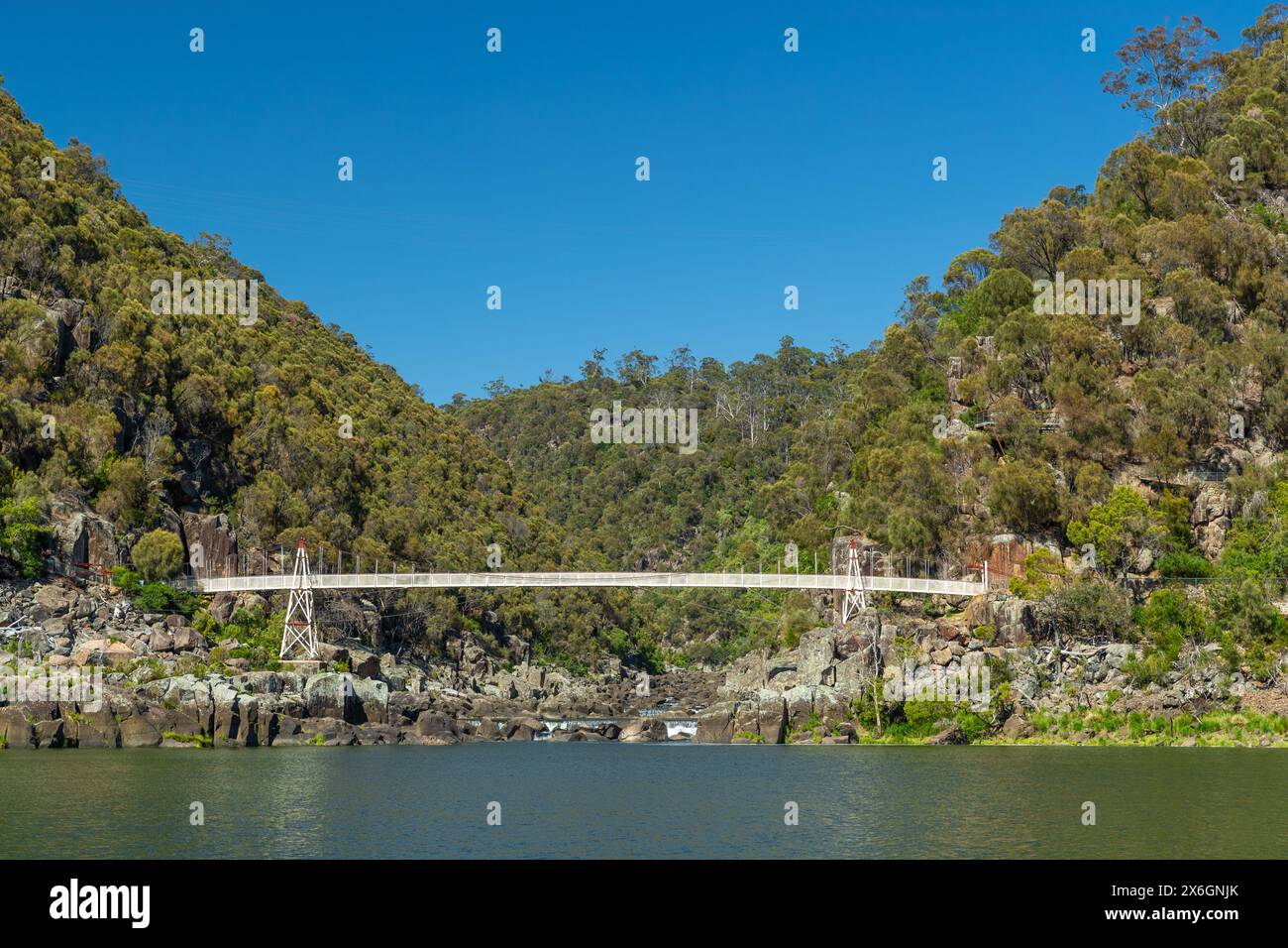 The Alexandra Suspension Bridge and Cataract Gorge in Launceston ...