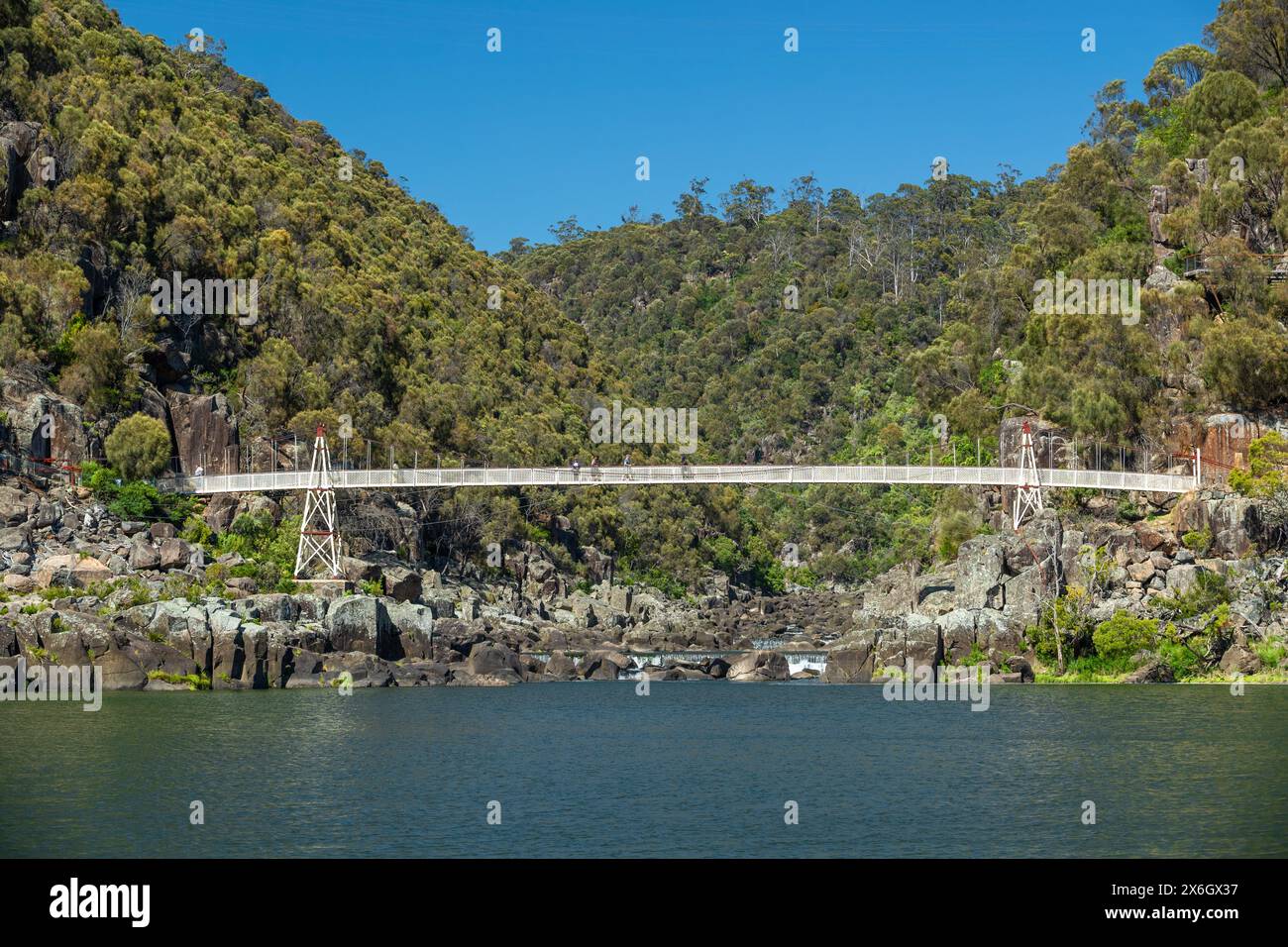 The Alexandra Suspension Bridge and Cataract Gorge in Launceston ...