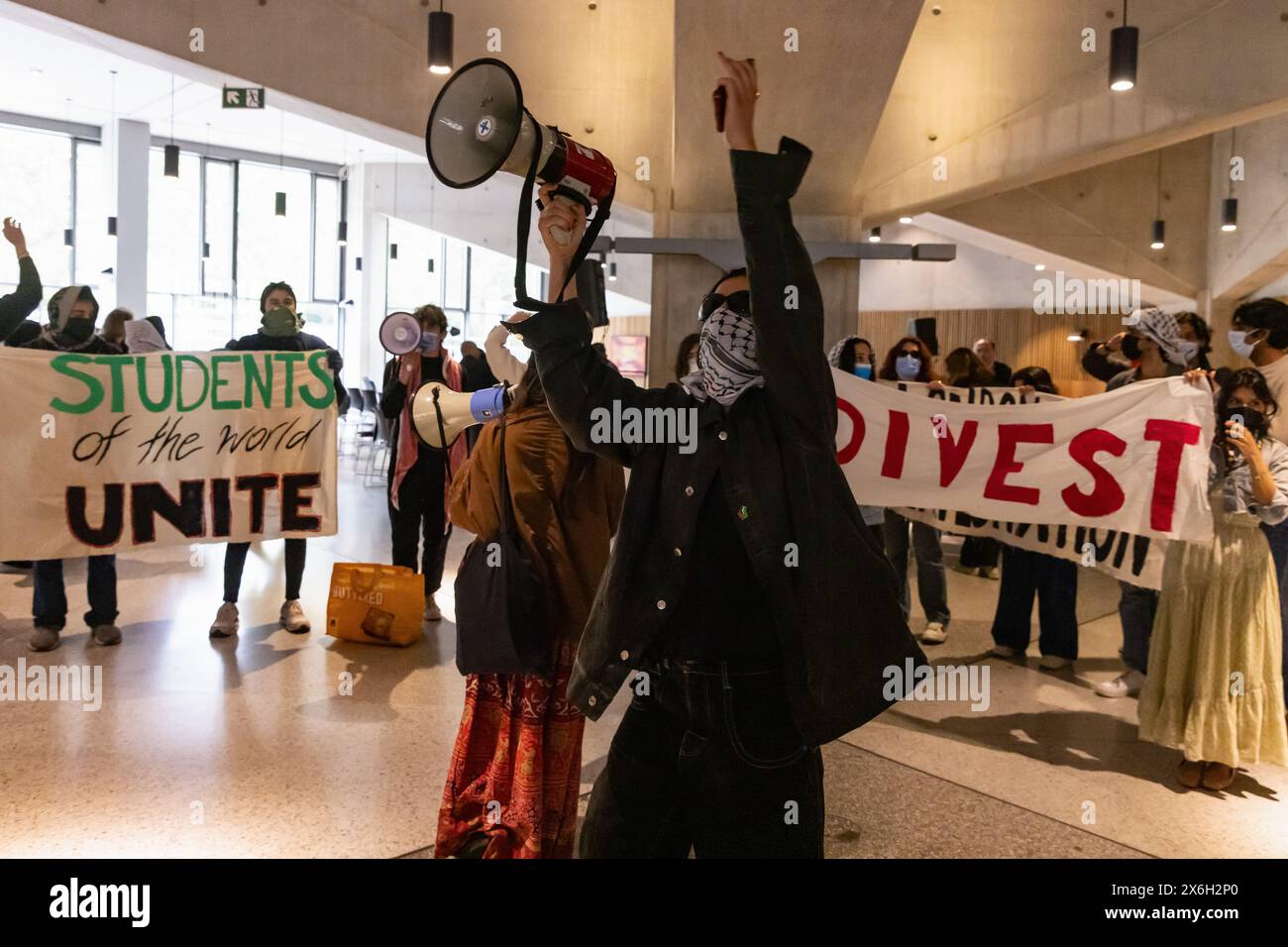 Divestment report hi-res stock photography and images - Alamy