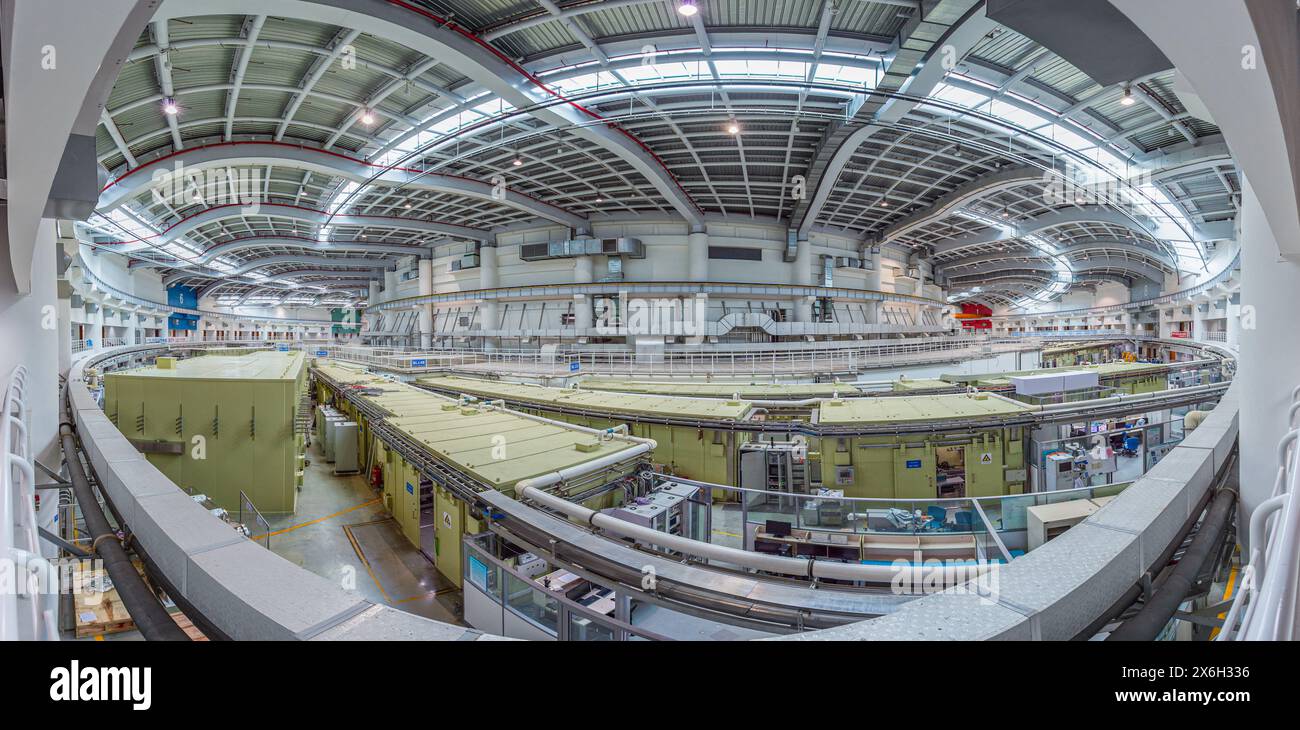 Synchrotron radiation hi-res stock photography and images - Alamy
