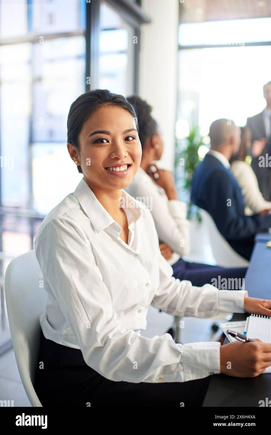 Employee grow hi-res stock photography and images - Alamy