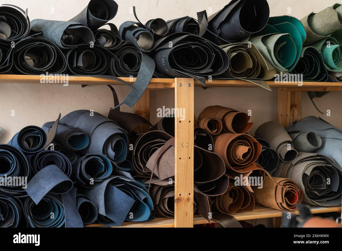 Tanner's workshop hi-res stock photography and images - Alamy