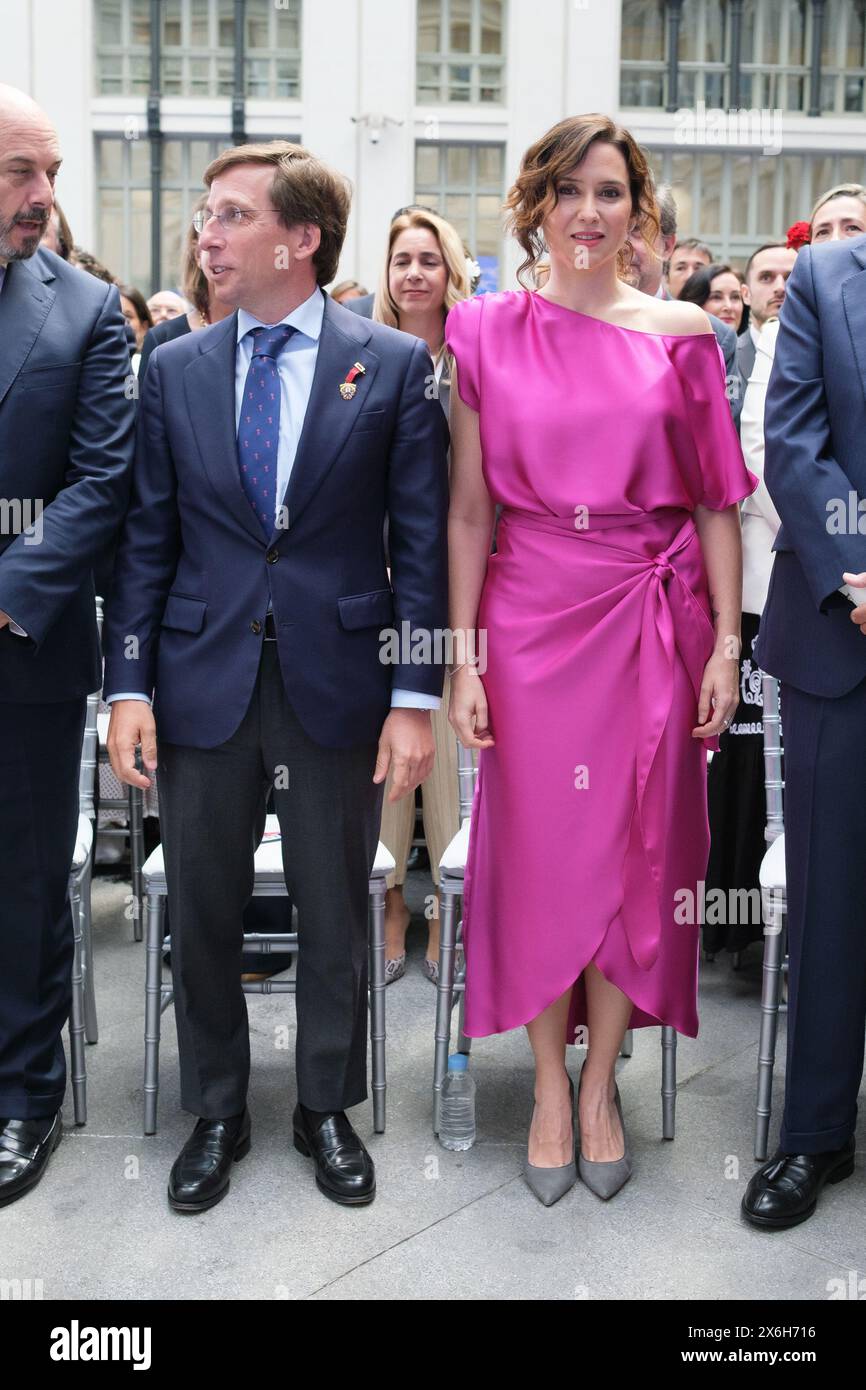 sabel Diaz Ayuso and José Luis Martínez-Almeida attend the Honorary ...