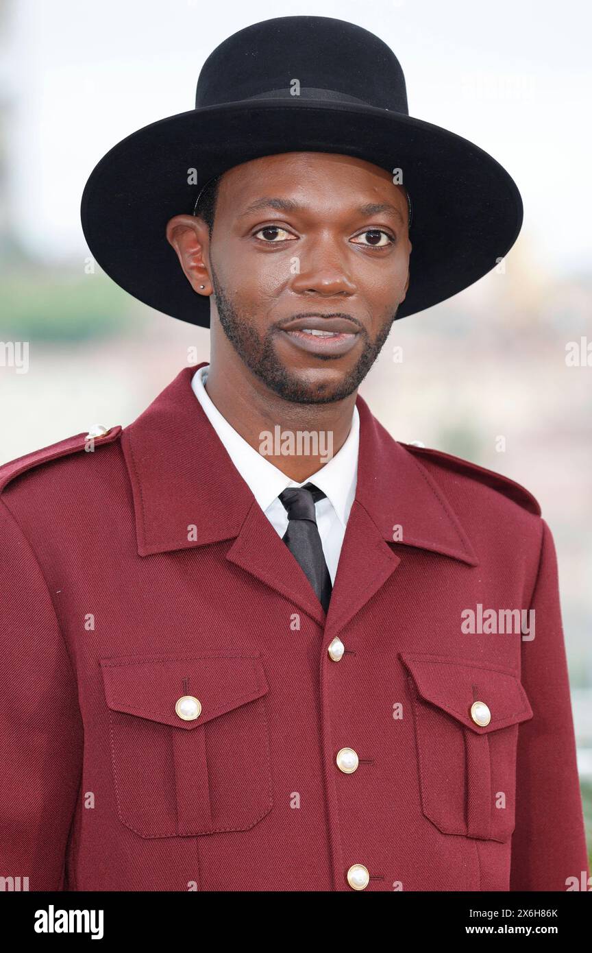 Baloji beim Photocall der Camera d Or Jury auf dem Festival de Cannes ...
