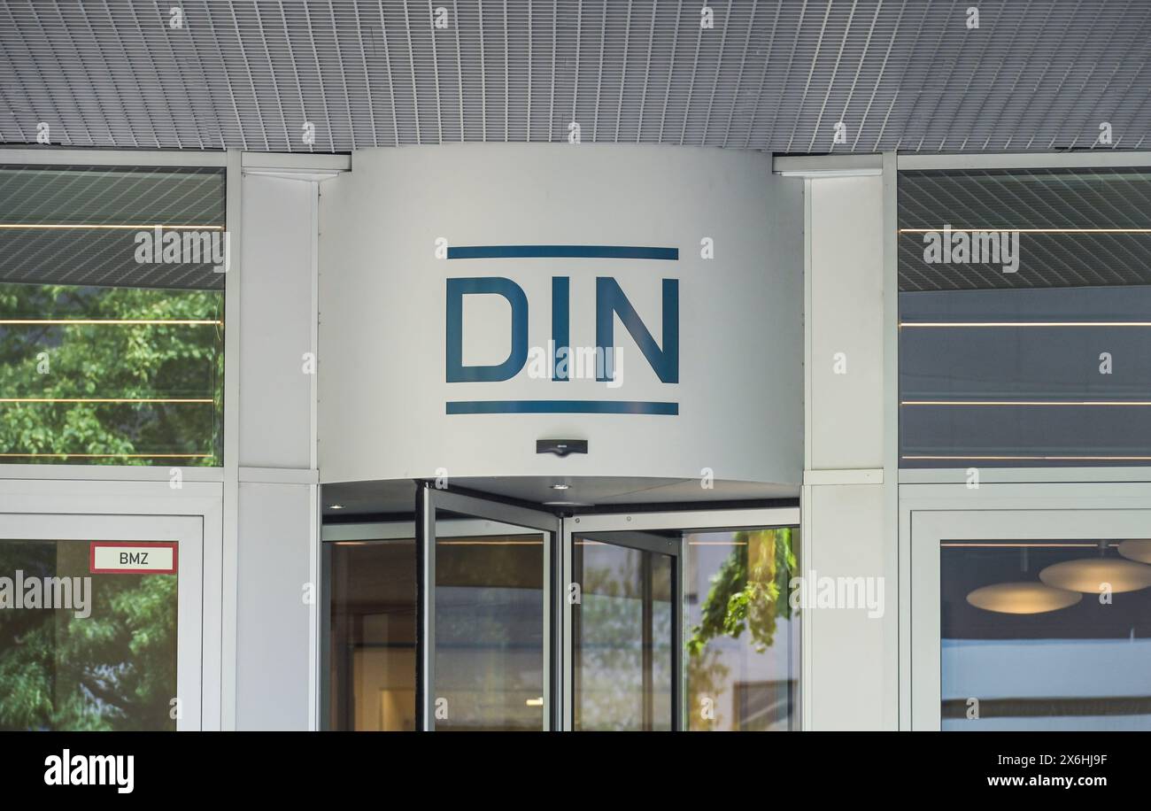 Deutsches institut fuer normung hi-res stock photography and images - Alamy