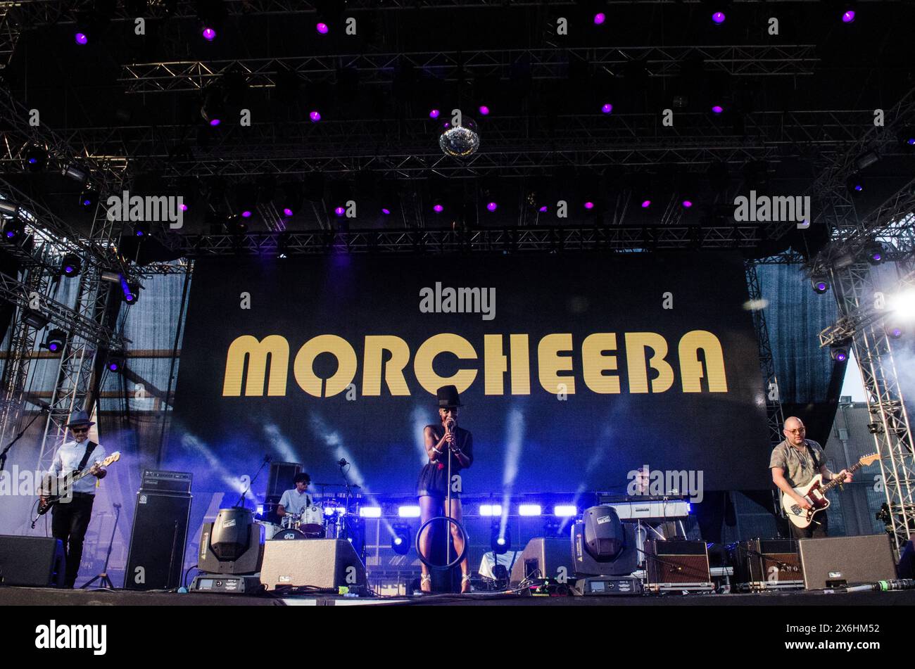 Skye edwards morcheeba singer hi-res stock photography and images - Alamy