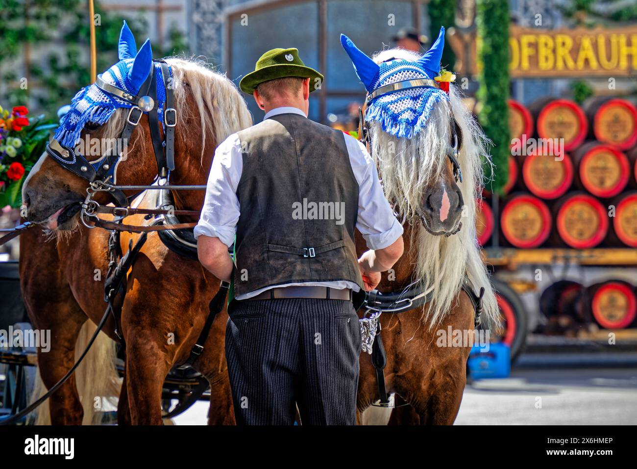 Pferde und männer hi-res stock photography and images - Alamy