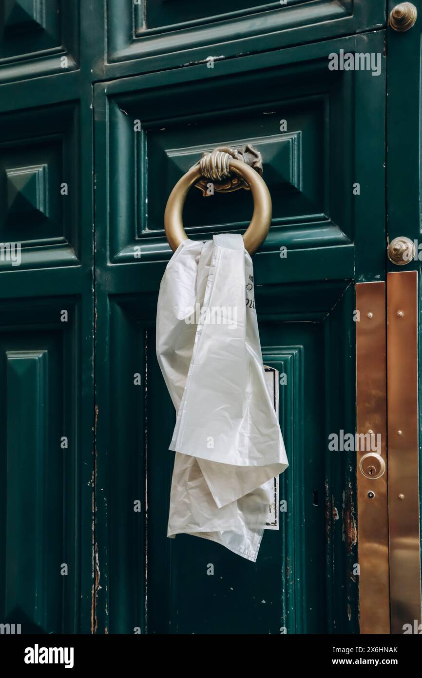 Garbage collection rome hi-res stock photography and images - Alamy