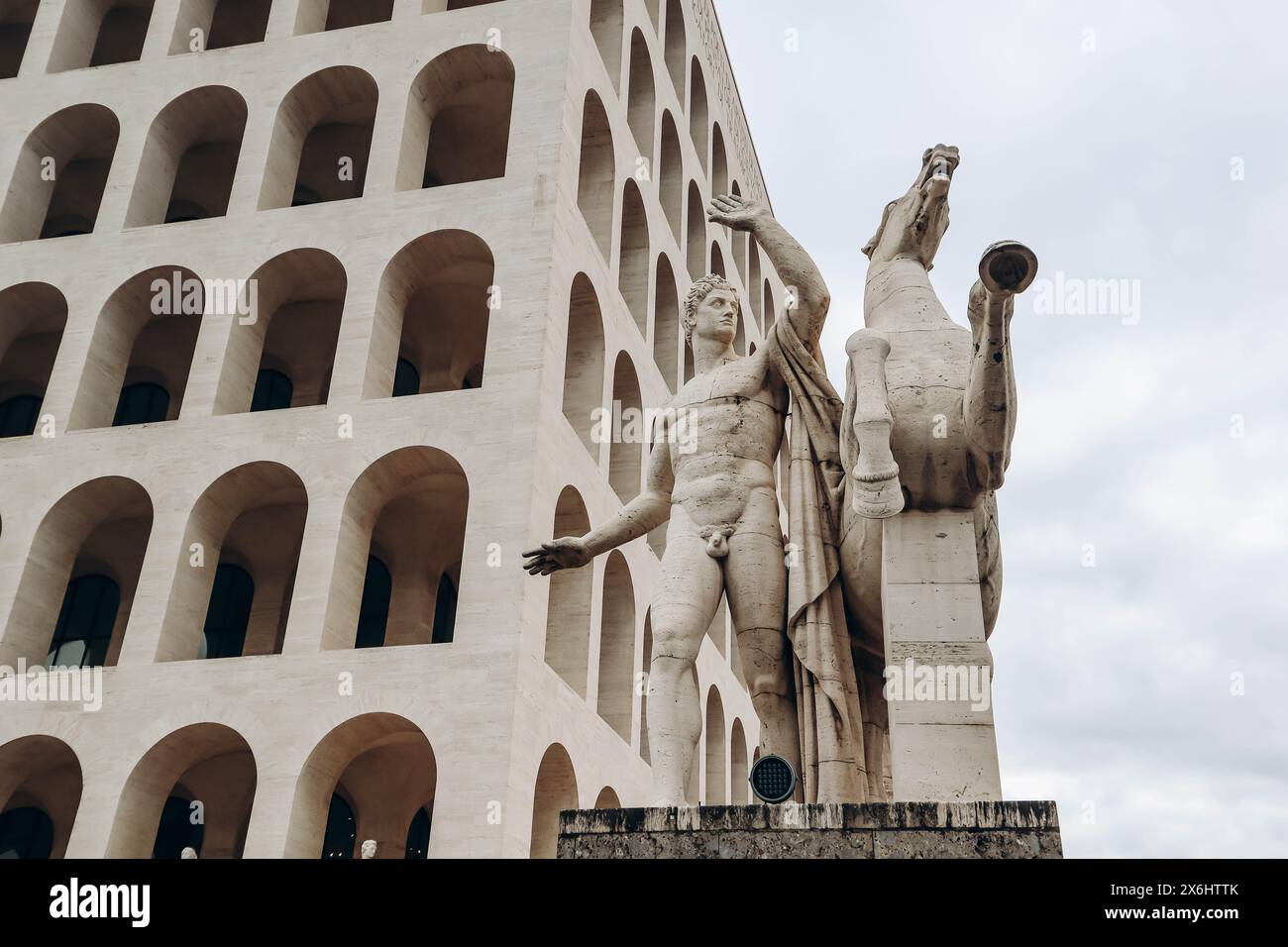 The Palazzo della Civilta Italiana, also known as the Colosseo Quadrato ...