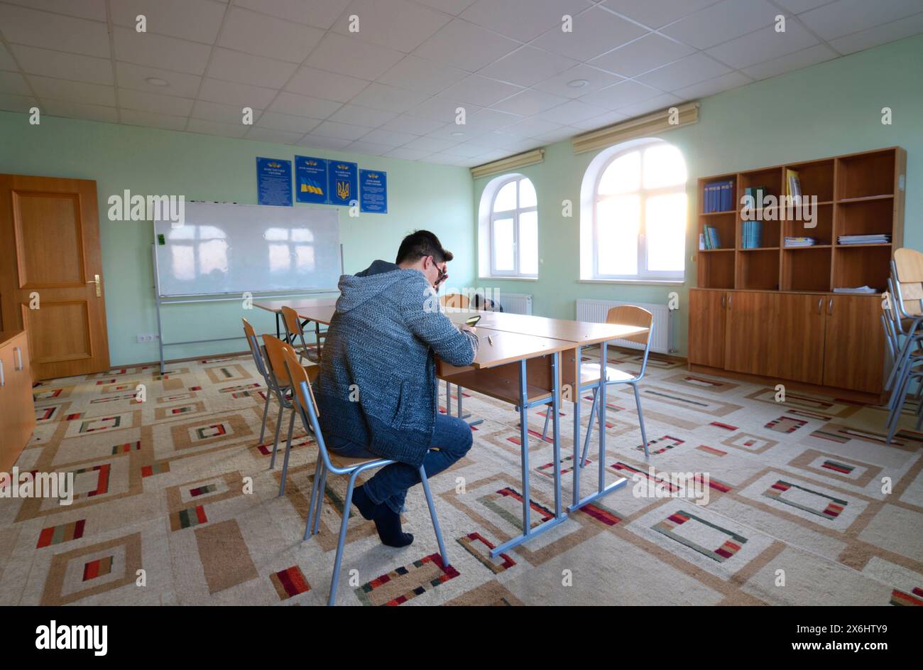 Madrasa classroom hi-res stock photography and images - Alamy