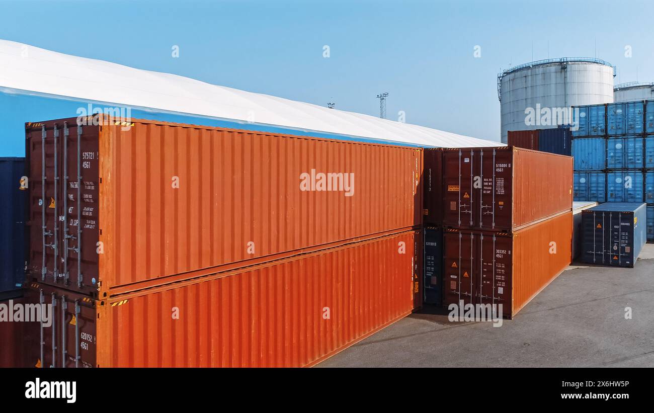 Maritime operations center hi-res stock photography and images - Alamy