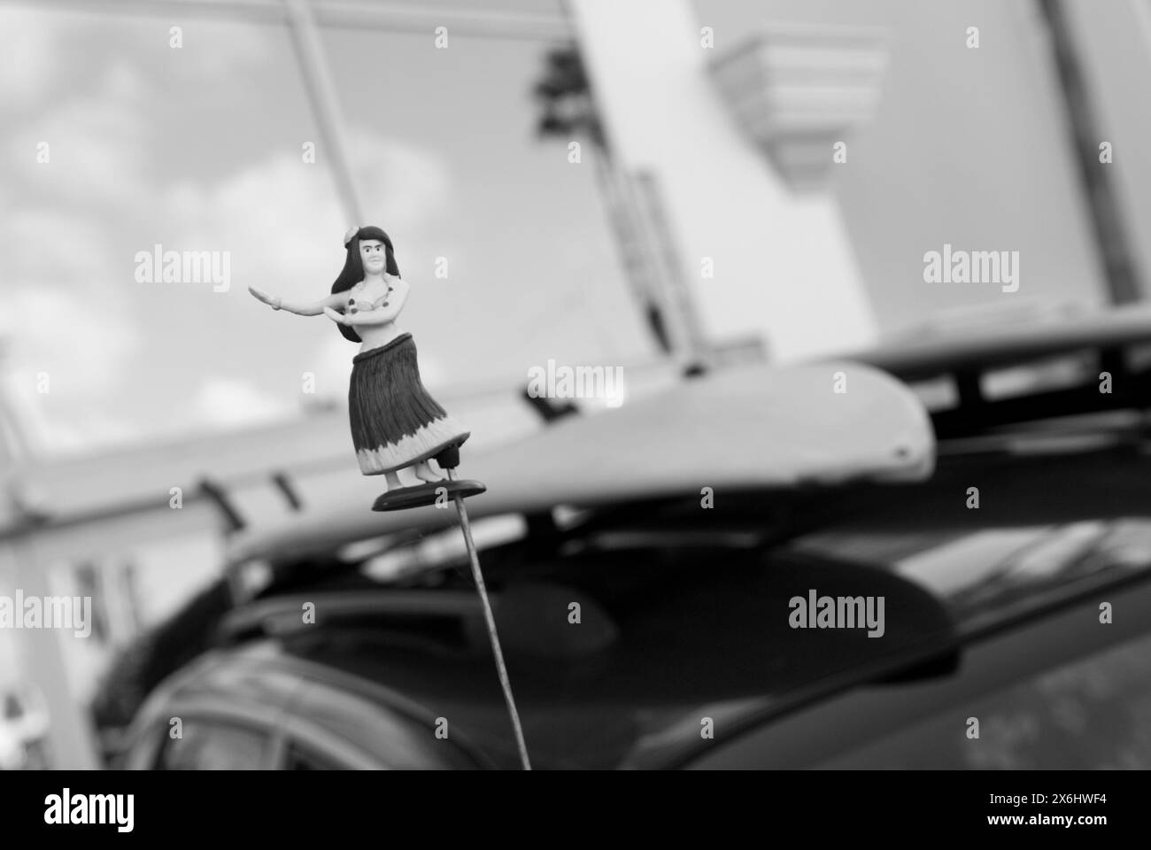 Car hula dancer doll hi-res stock photography and images - Alamy