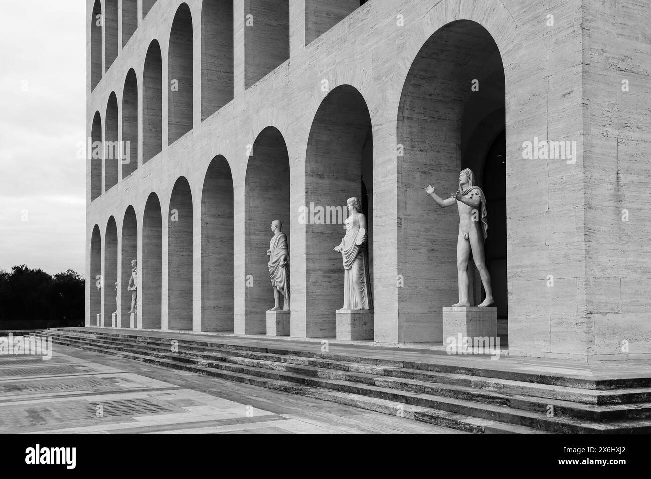 The Palazzo della Civilta Italiana, also known as the Colosseo Quadrato ...