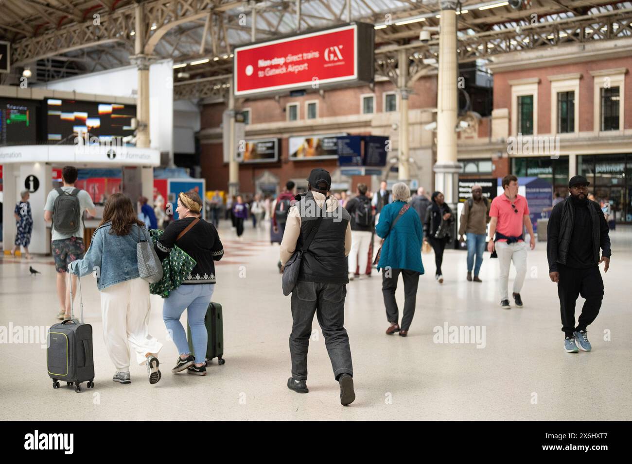 Nonstop direct trains hi-res stock photography and images - Alamy