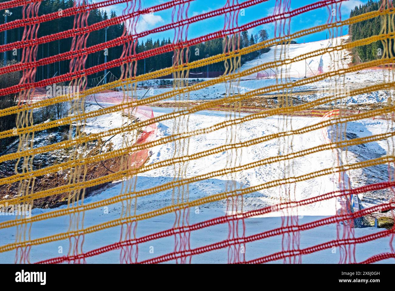 Slope safety hi-res stock photography and images - Alamy