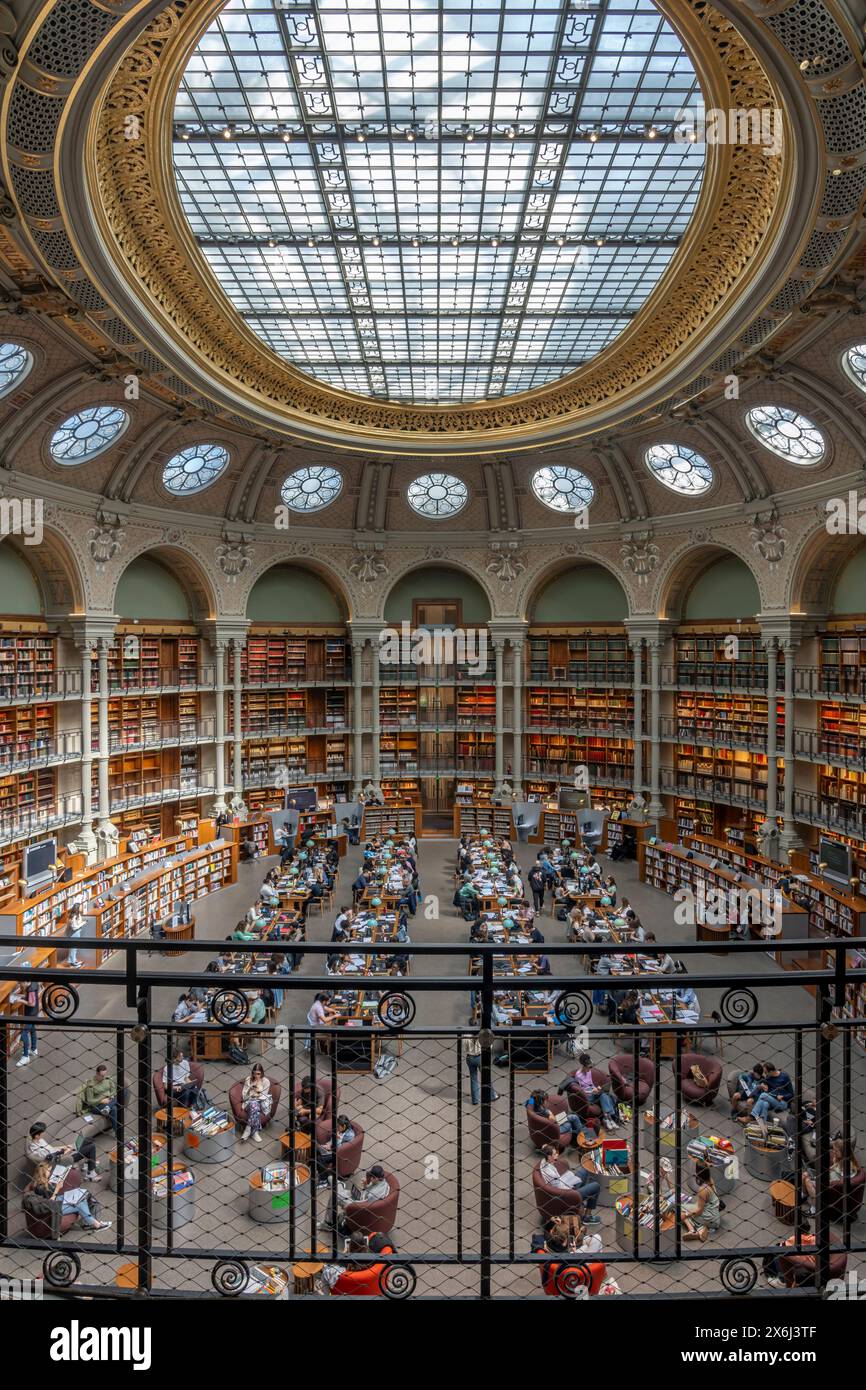 Paris, France - 08 26 2023: Bibliotheque Nationale de France Richelieu ...