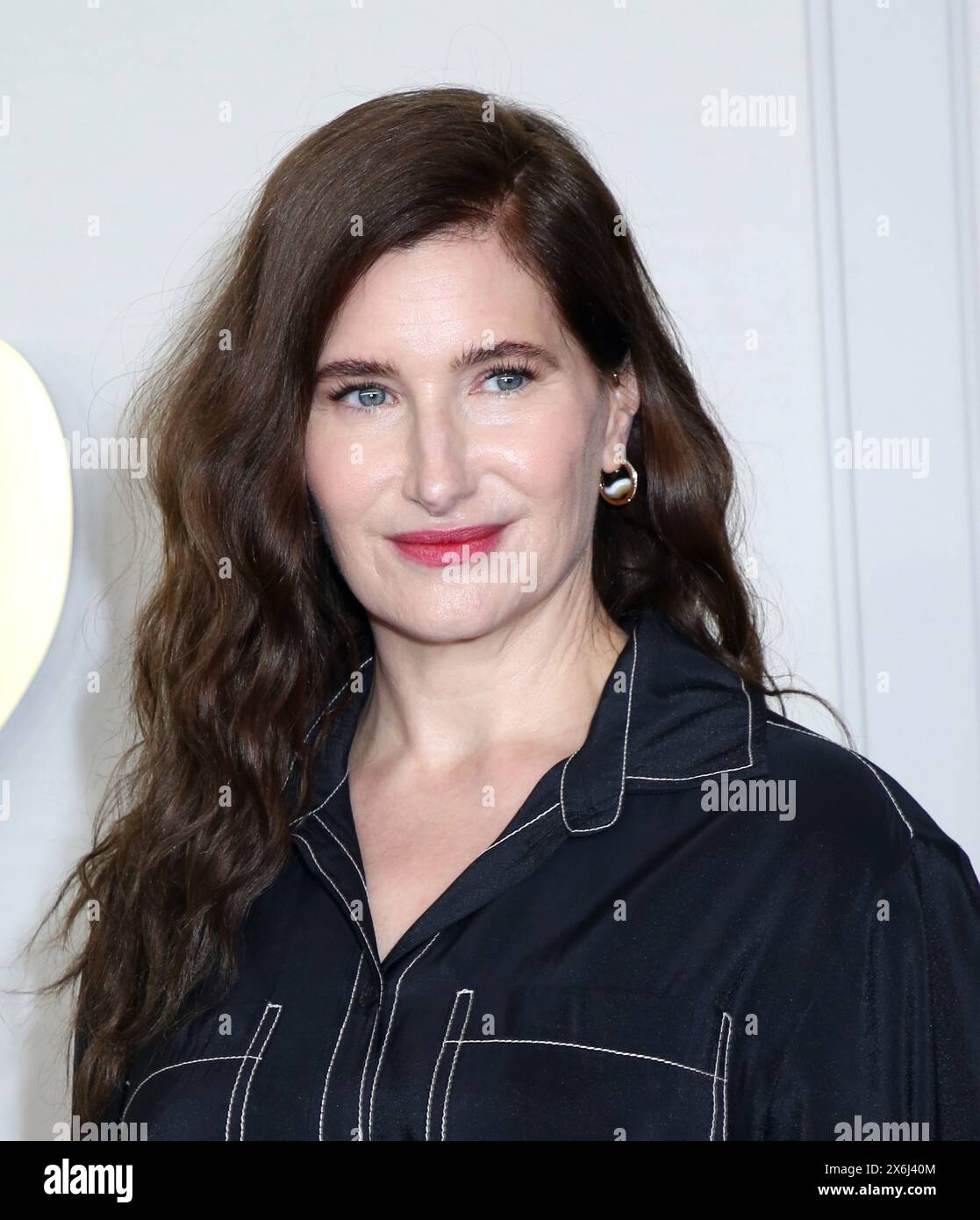 Kathryn hahn 2024 upfront hi-res stock photography and images - Alamy