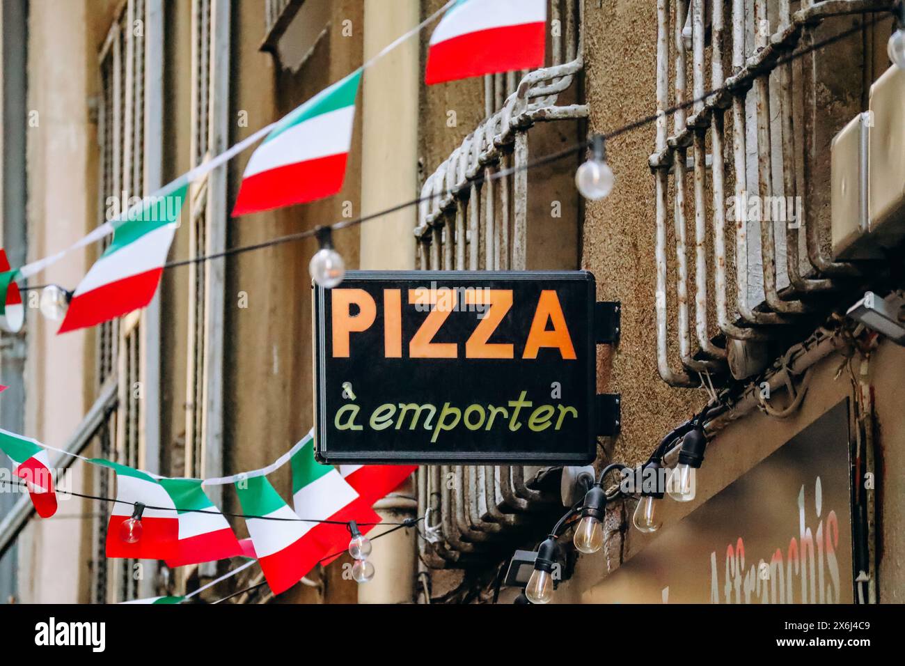 Authentic italian charm hi-res stock photography and images - Alamy