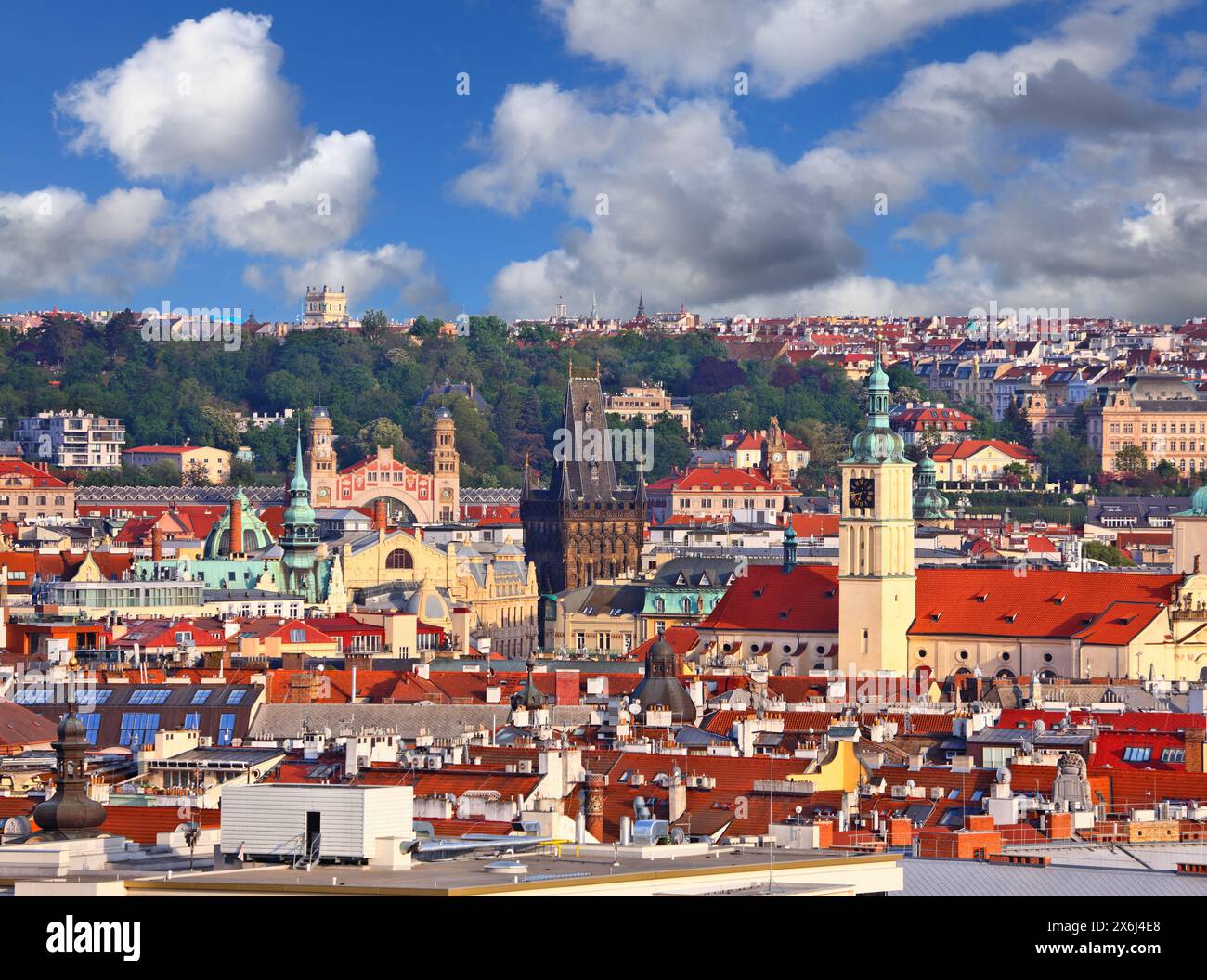 Sunset cityscape of Prague with Powder Tower (Prasna Brana) and Church ...