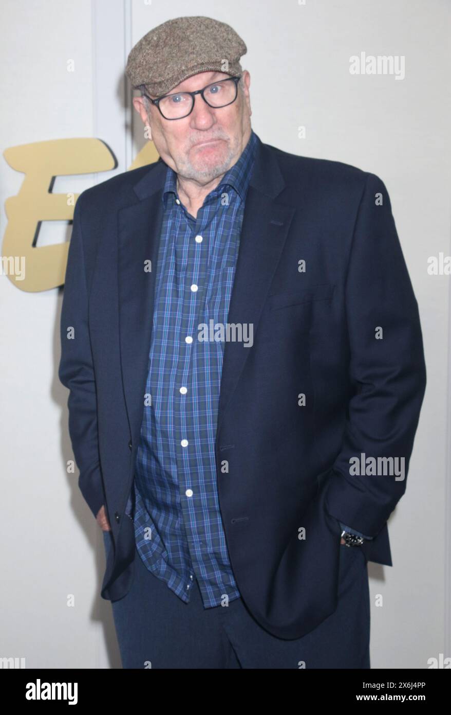 Ed oneill 2024 upfront hi-res stock photography and images - Alamy