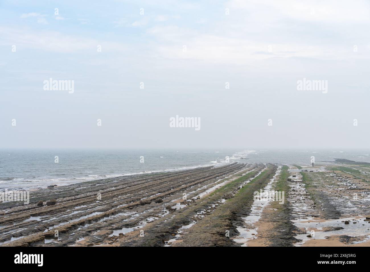 Jurassic rocks hi-res stock photography and images - Alamy
