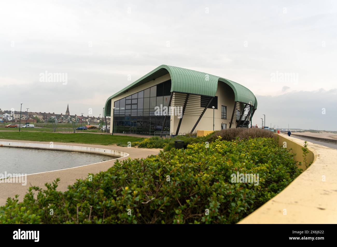 Community arts centre and youth club hi-res stock photography and ...