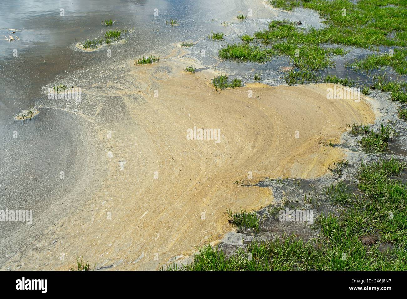 Dorney, UK. 15th May, 2024. Flooding on Dorney Common in ...