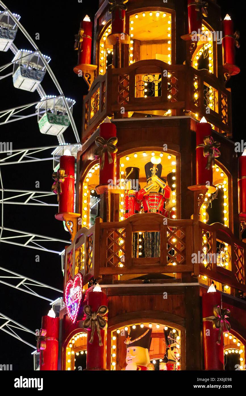Christmas market in Nice, South of France Stock Photo - Alamy