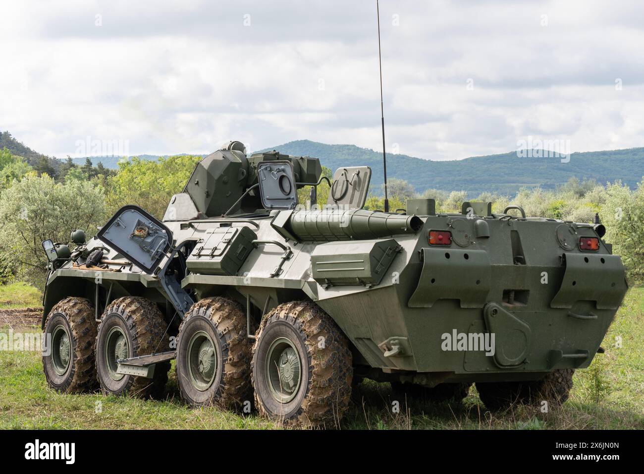 Btr 80 hi-res stock photography and images - Alamy